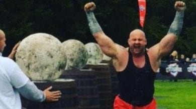 Pa O’Dwyer lifts the title of IVECO Ireland’s Strongest Man 2016 ...